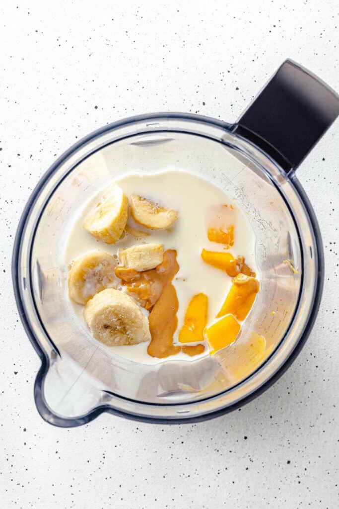 Creamy Mango Peanut Butter Smoothie