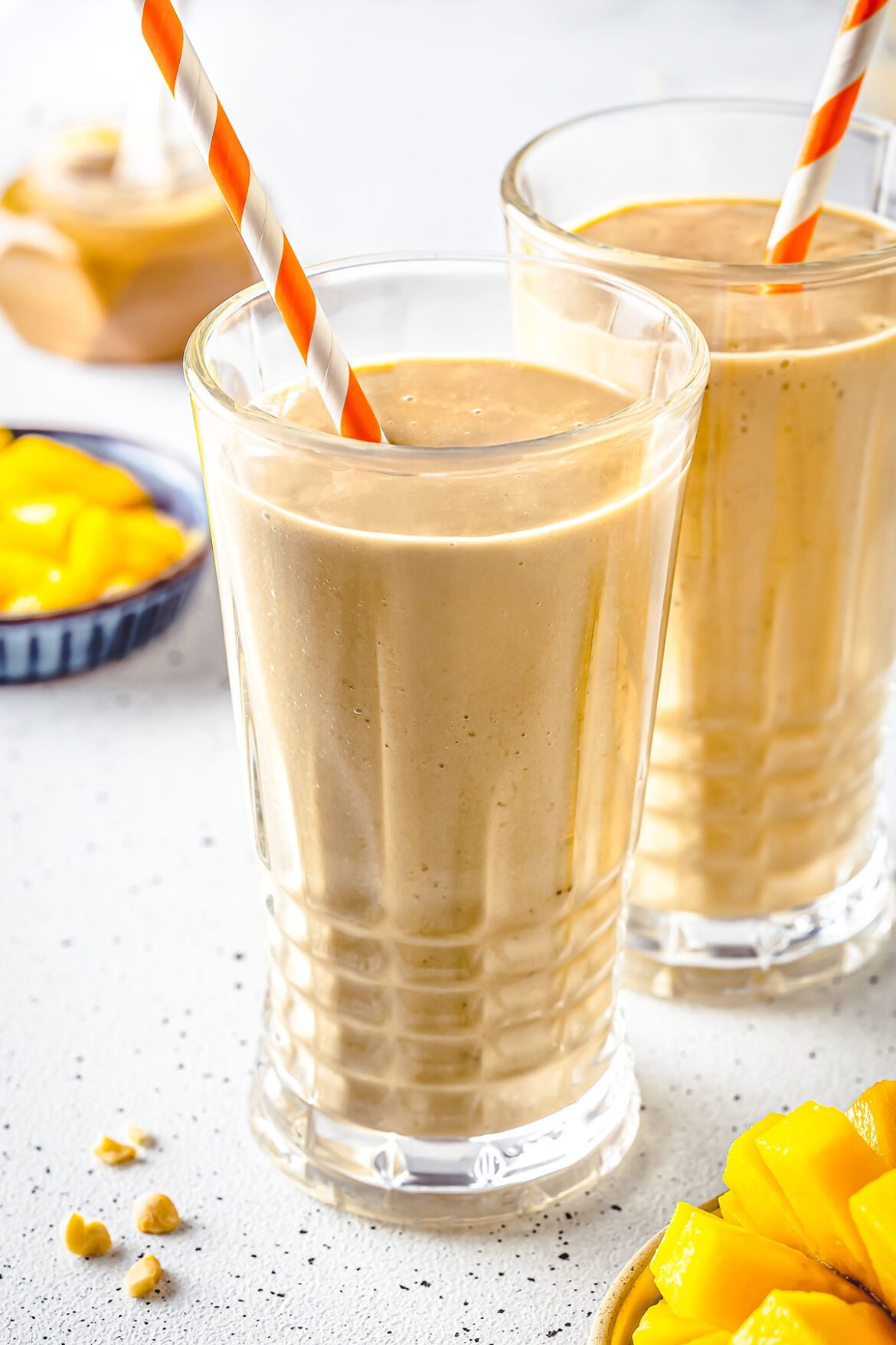 Creamy Mango Peanut Butter Smoothie